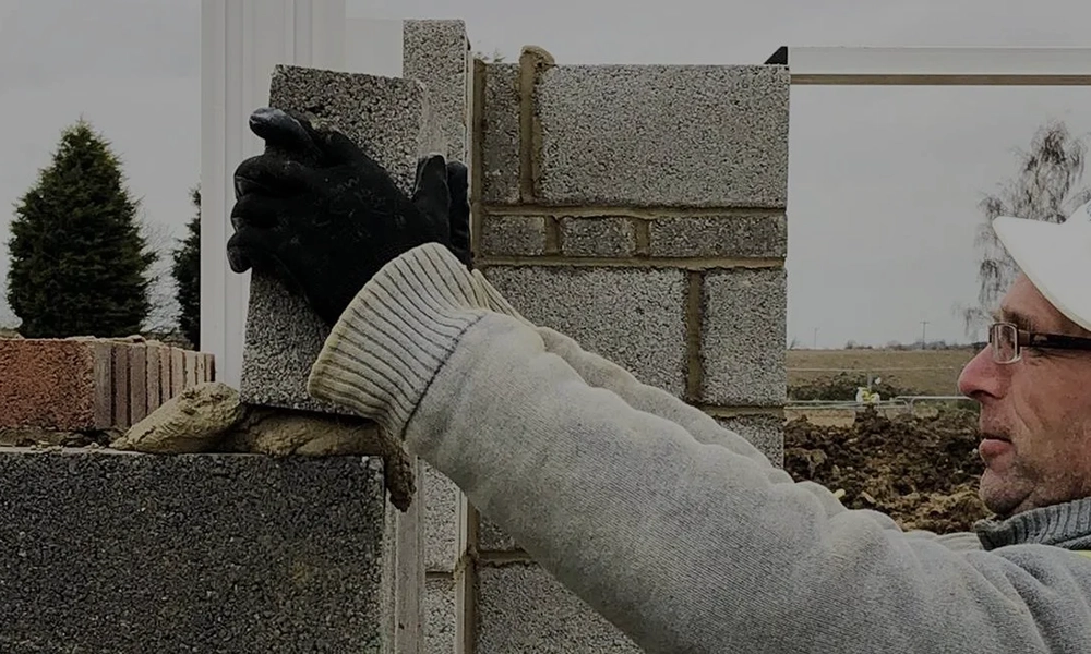 Bricklaying NVQ Level 2 – On-Site Assessment | DMR Training